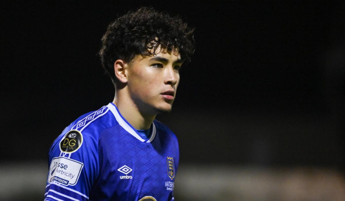 First Division POTY Phoenix Patterson signs for English League One ...